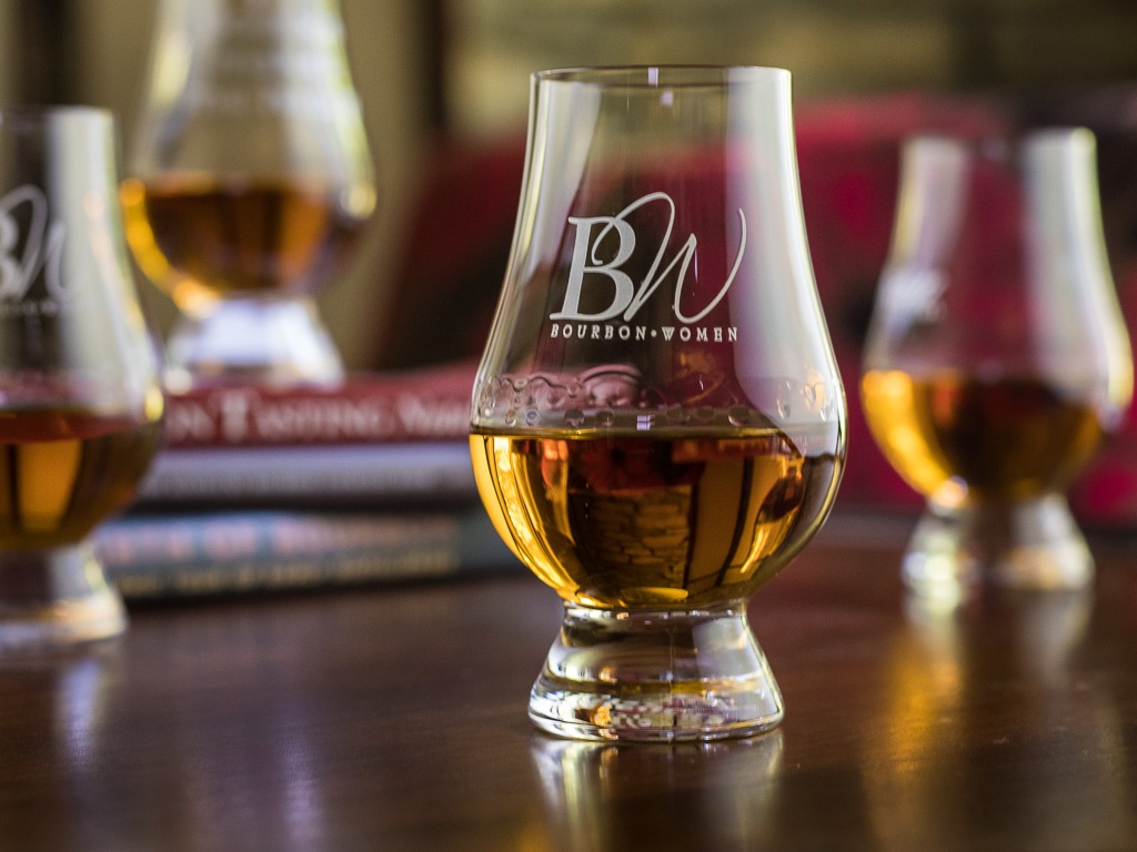 Celebrate the Barrel with this Barrel-Finished Bourbon Flight - Bourbon ...